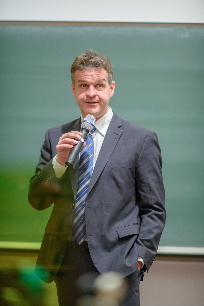 Prof. Dr. Klaus Desch | Schule MIT Wissenschaft